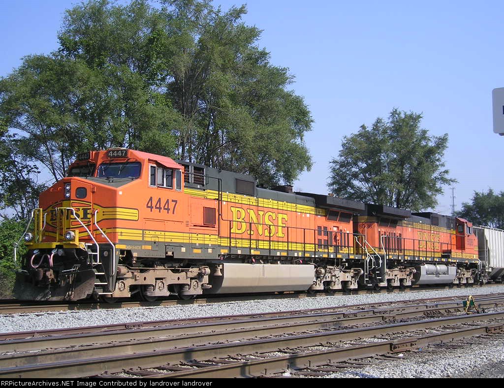BNSF 4447 On CSX Q 501-14 Southbound